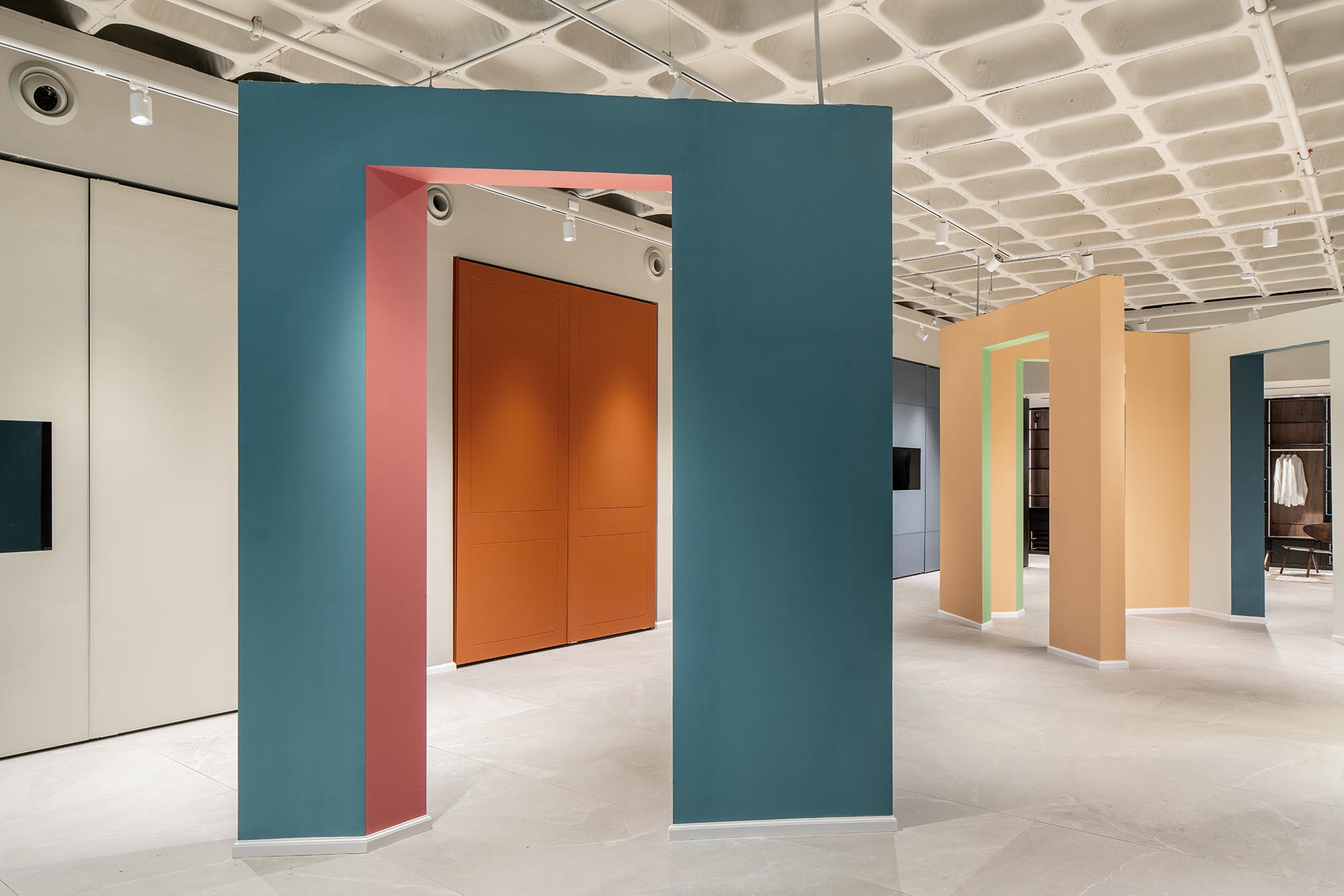 Hardoor Showroom - Albert Escola Architect